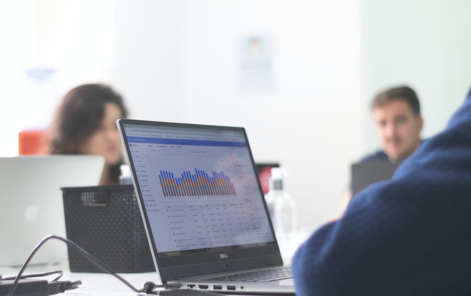 „Verslo žinių“ analitikai: LCKU – stipriausių finansų sektoriaus įmonių ...